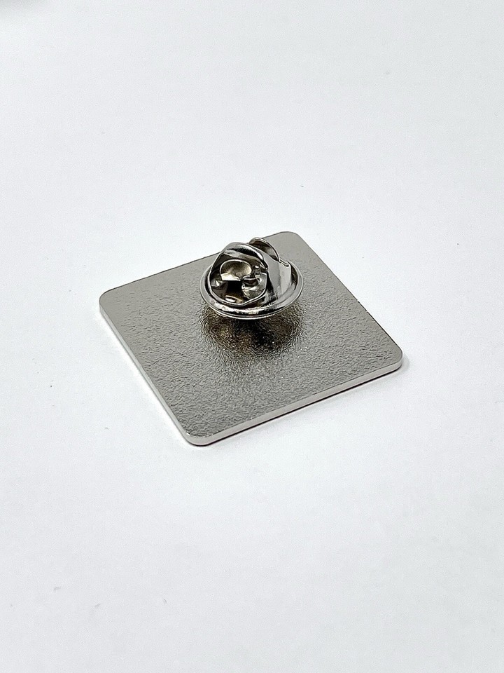 Adobe Substance 3D Rendering Logo Enamel Pin Rare | eBay