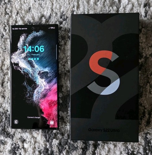 Samsung Galaxy S22 Ultra - 512GB - Graphite (Unlocked) - slight crack ...