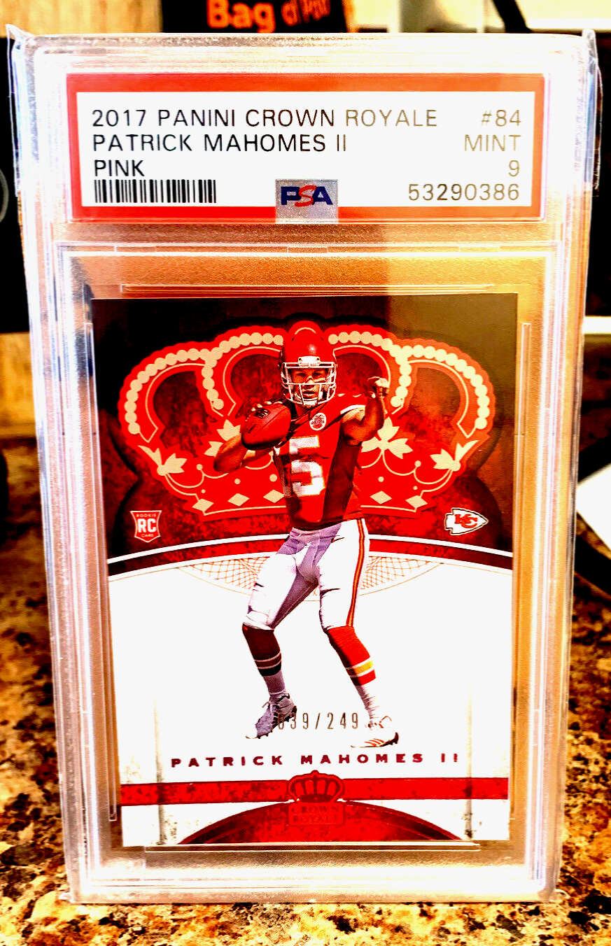 2017 Crown Royale Patrick Mahomes RC PINK /249 PSA 9 Mint + #84 Chiefs ...
