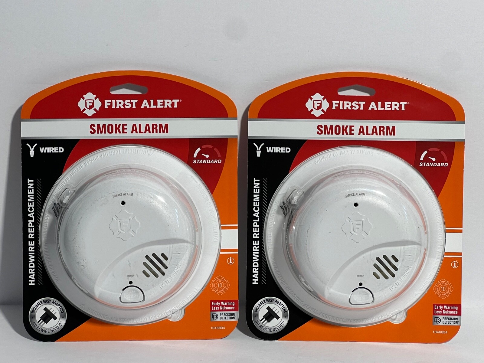 First Alert 9120B Smoke Detector & Alarm, AC Powered Battery Backup 2 ...