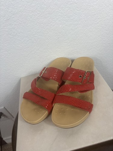 Vionic Pacific Rio Wedge Sandals Women's 9 Red Lizard Print Platform ...