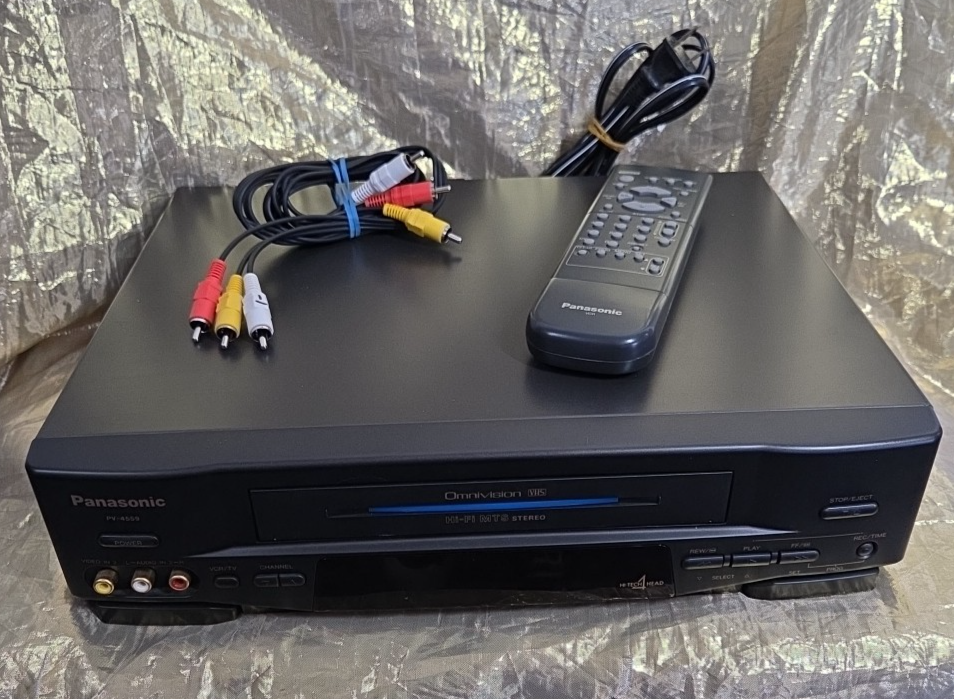 Panasonic Blue LIne Omnivision VCR 4 Head Hi-Fi Video w/Remote & Cords ...