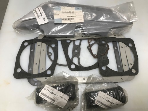 bmw r100rt new parts battery cover foot peg rubbers and gaskets | eBay