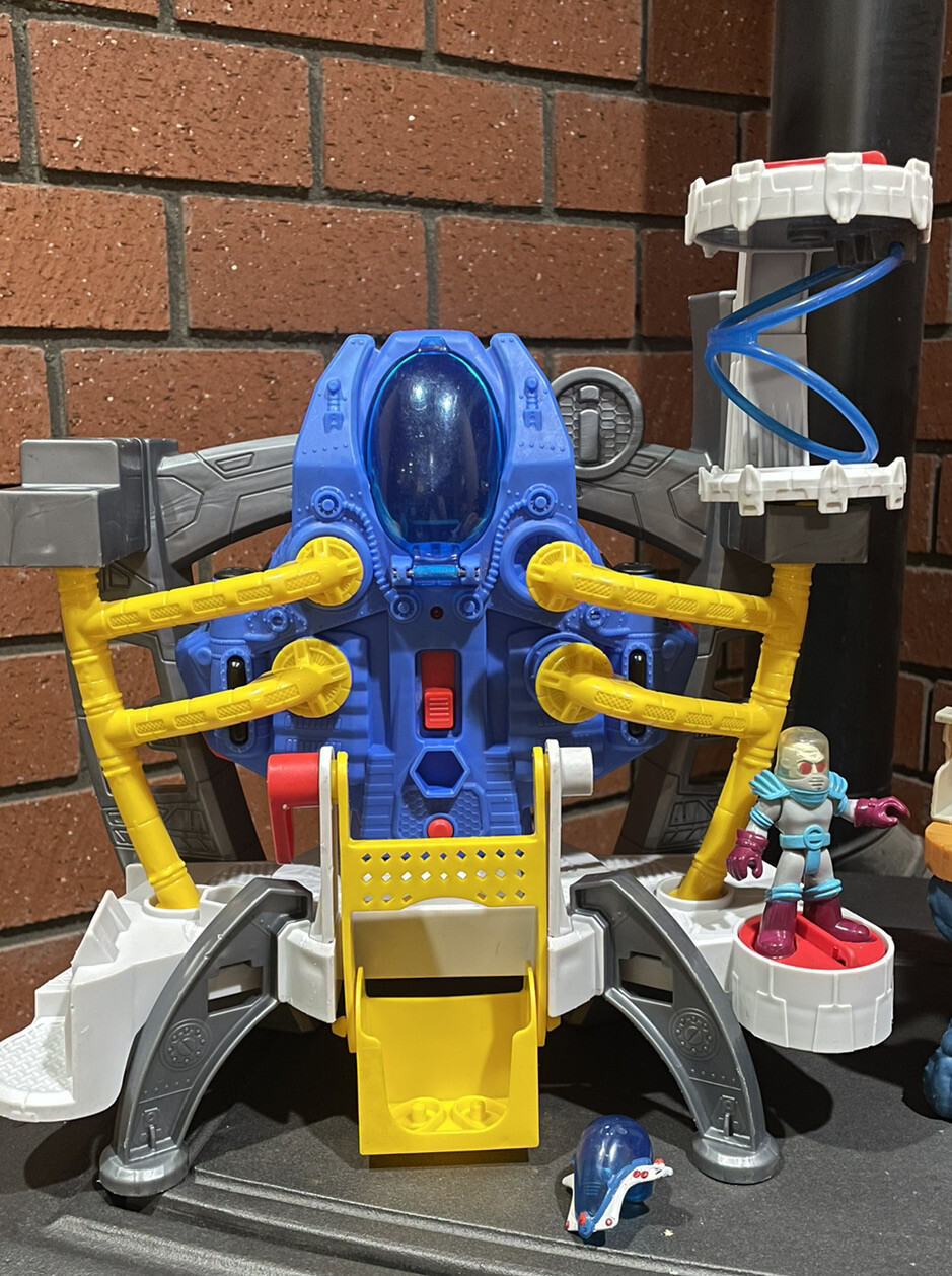 Fisher-Price Imaginext Alpha Explorer and Castle Wizard Tower Bundle | eBay