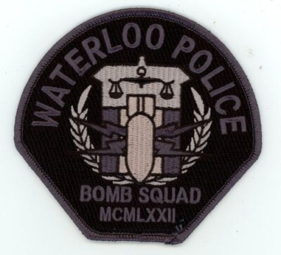 IOWA IA WATERLOO POLICE BOMB SQUAD SUBDUED SWAT STYLE SHOULDER PATCH ...