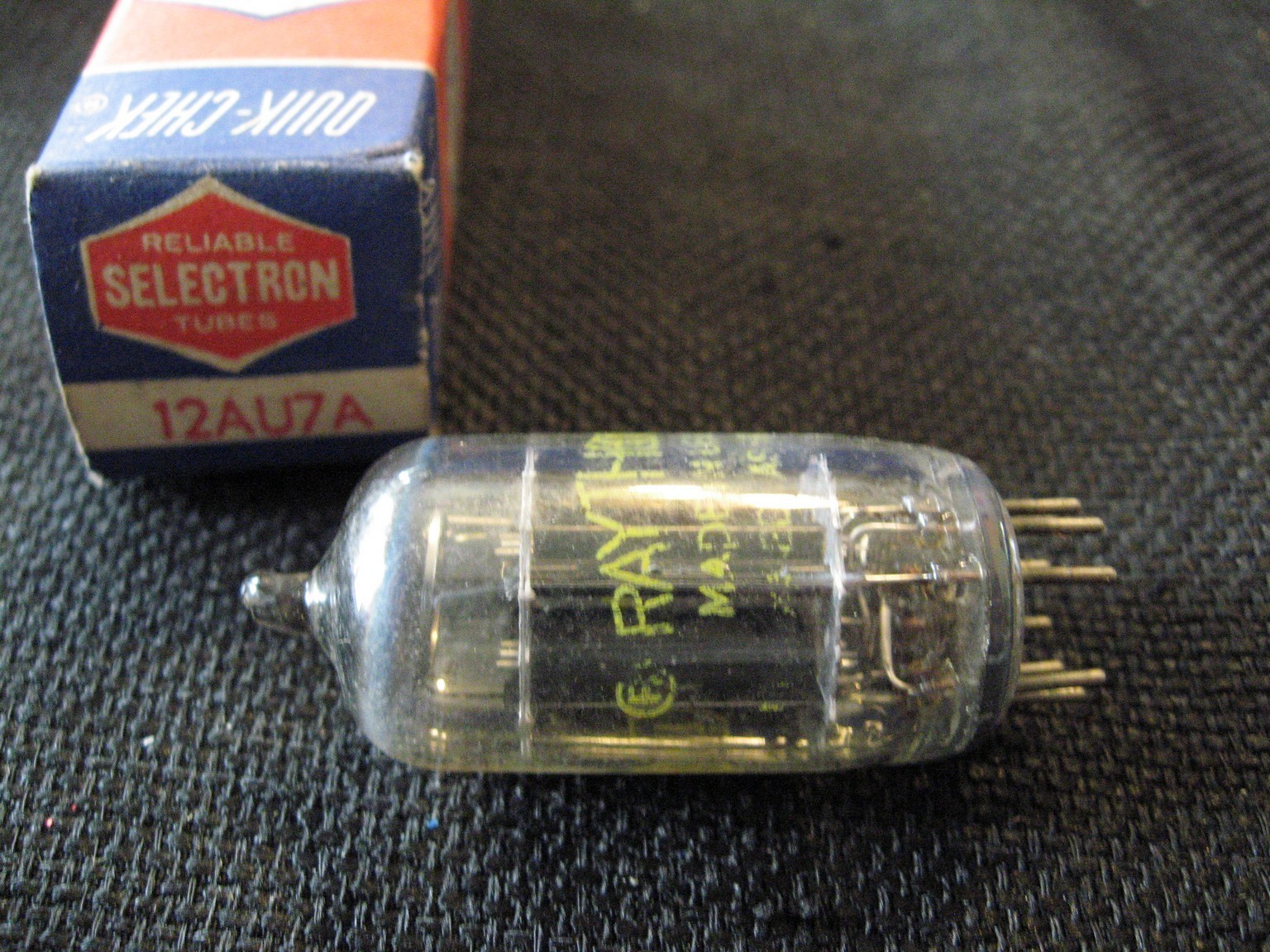 Vintage Radio TV Vacuum Electron Tube 6AY3 12BH7Z 6U7G 6CU6 12AU7 ...