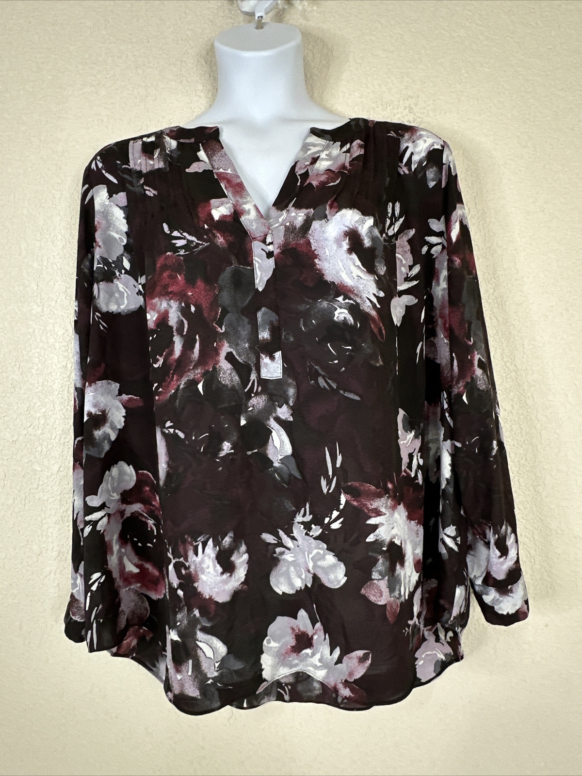 Simply Vera By Vera Wang V Neck Blouse Purple Floral Long Sleeve Womens