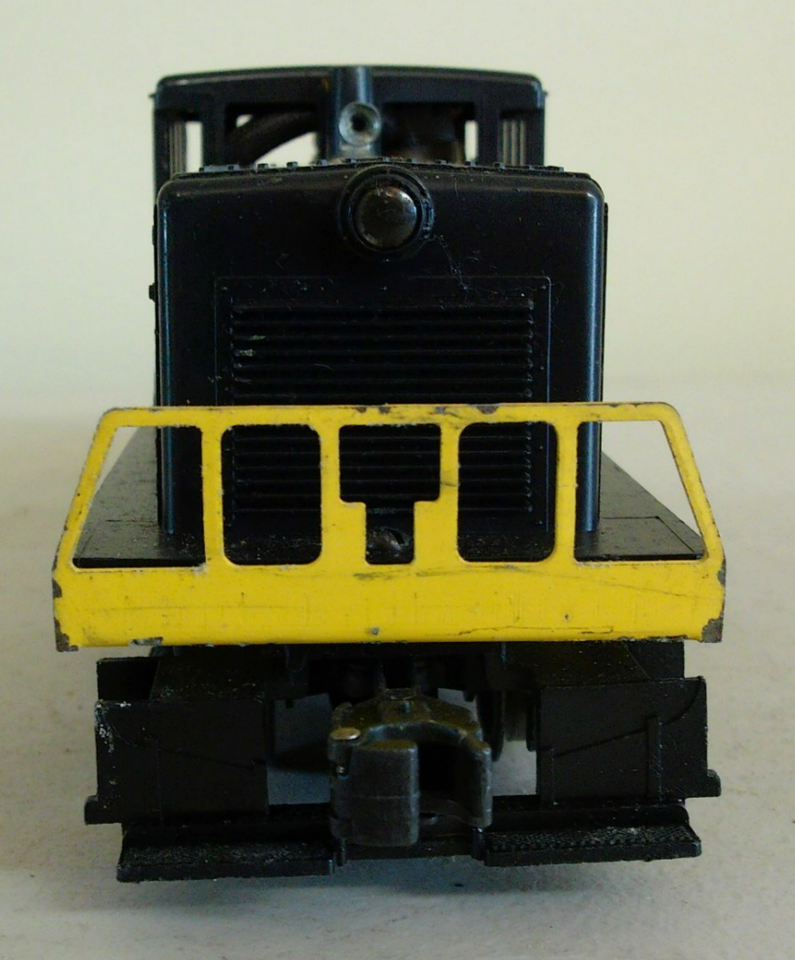 Lionel Trains #628 Northern Pacific GE 44 Ton Diesel Switcher Good ...