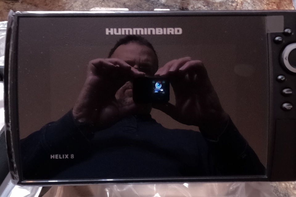 Humminbird Helix 8 CHIRP MEGA SI+ GPS G4N Fishfinder - with transducer ...