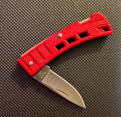 Buck USA 425 Red Mini Buck Pocket Knife - Plain Blade Lockback Plastic ...