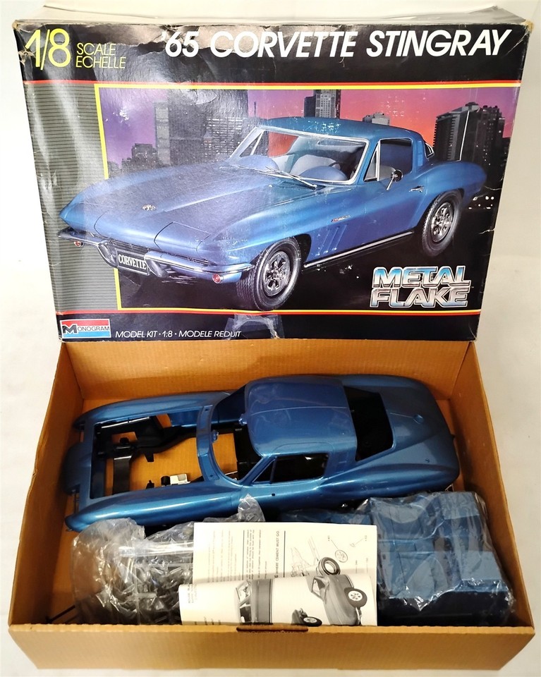 Vintage 1/8th Scale '65 Corvette Stingray Model Kit by Monogram Open ...