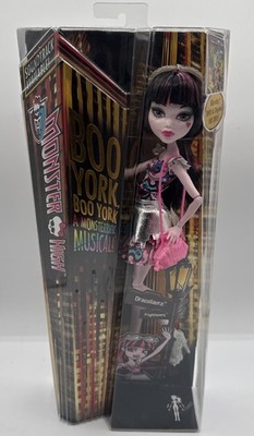 Monster High Boo York Draculaura Doll Frightseers New in Box | eBay