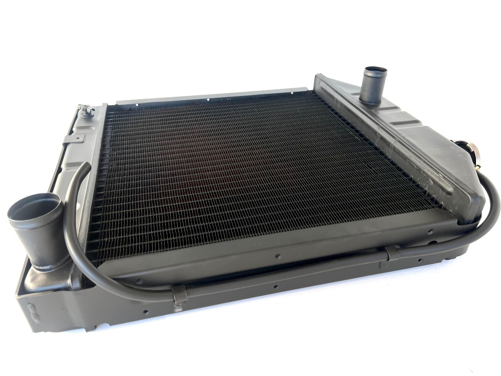 C7NN8005H Radiator for Ford Tractors 2000 2600 3000 3600 4000 4450 4610 ...