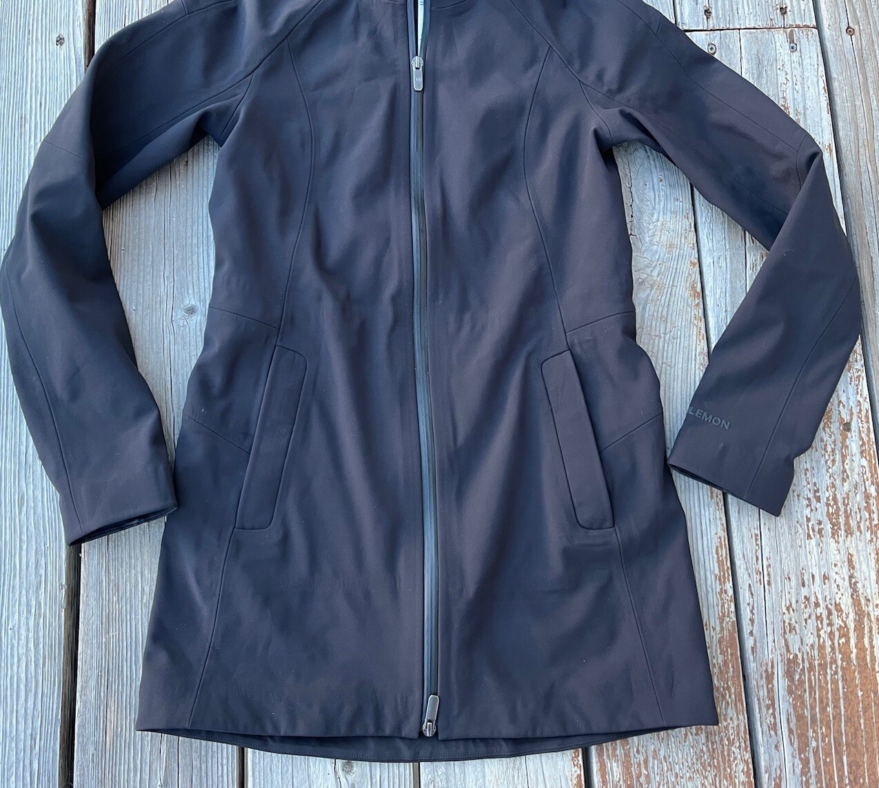 Lululemon Women's 2 RepelShell Soft Shell Rain Jacket… - Gem