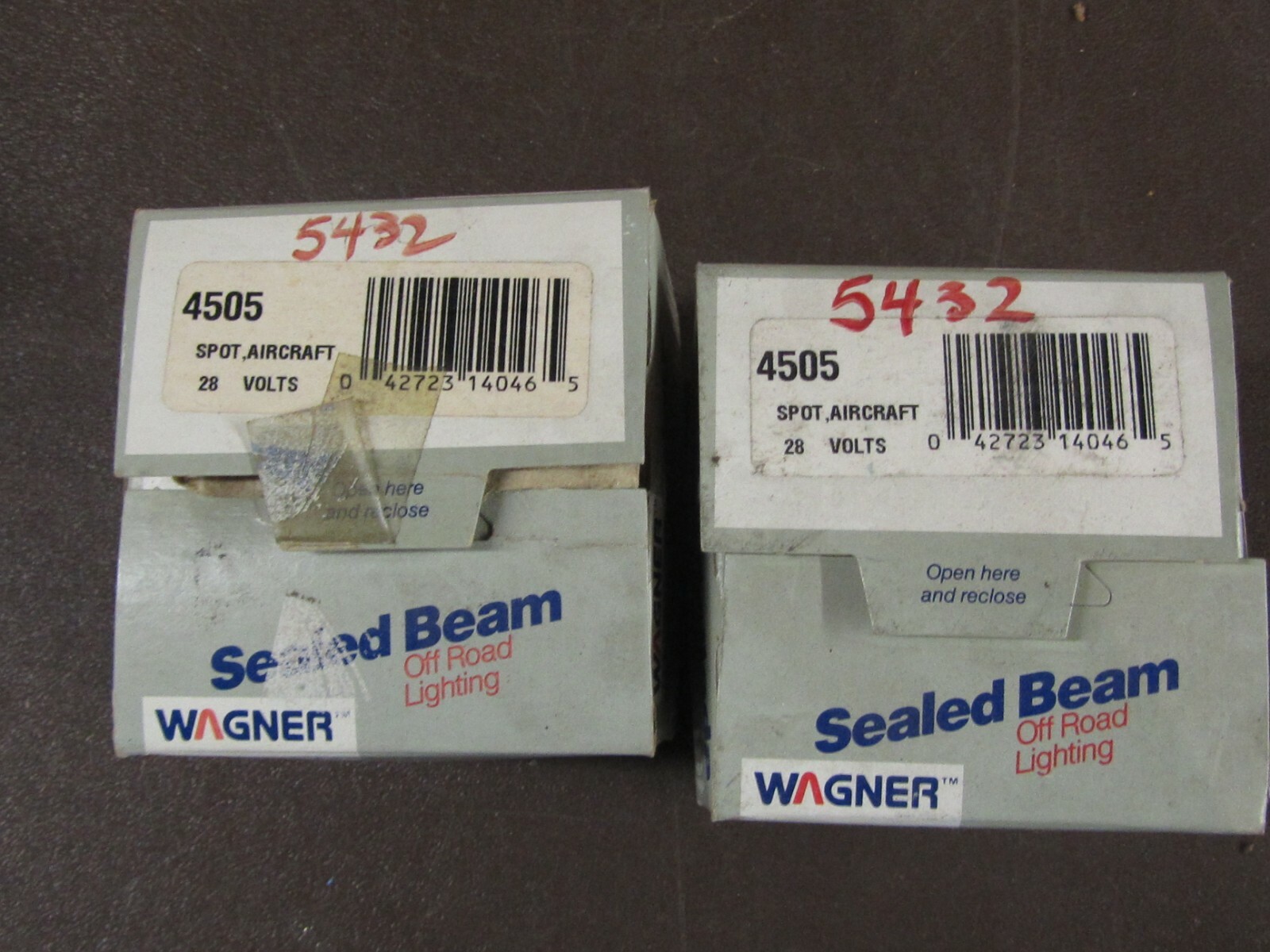 Wagner 4505 Aircraft Spot Light 28V LOT OF 2 | eBay