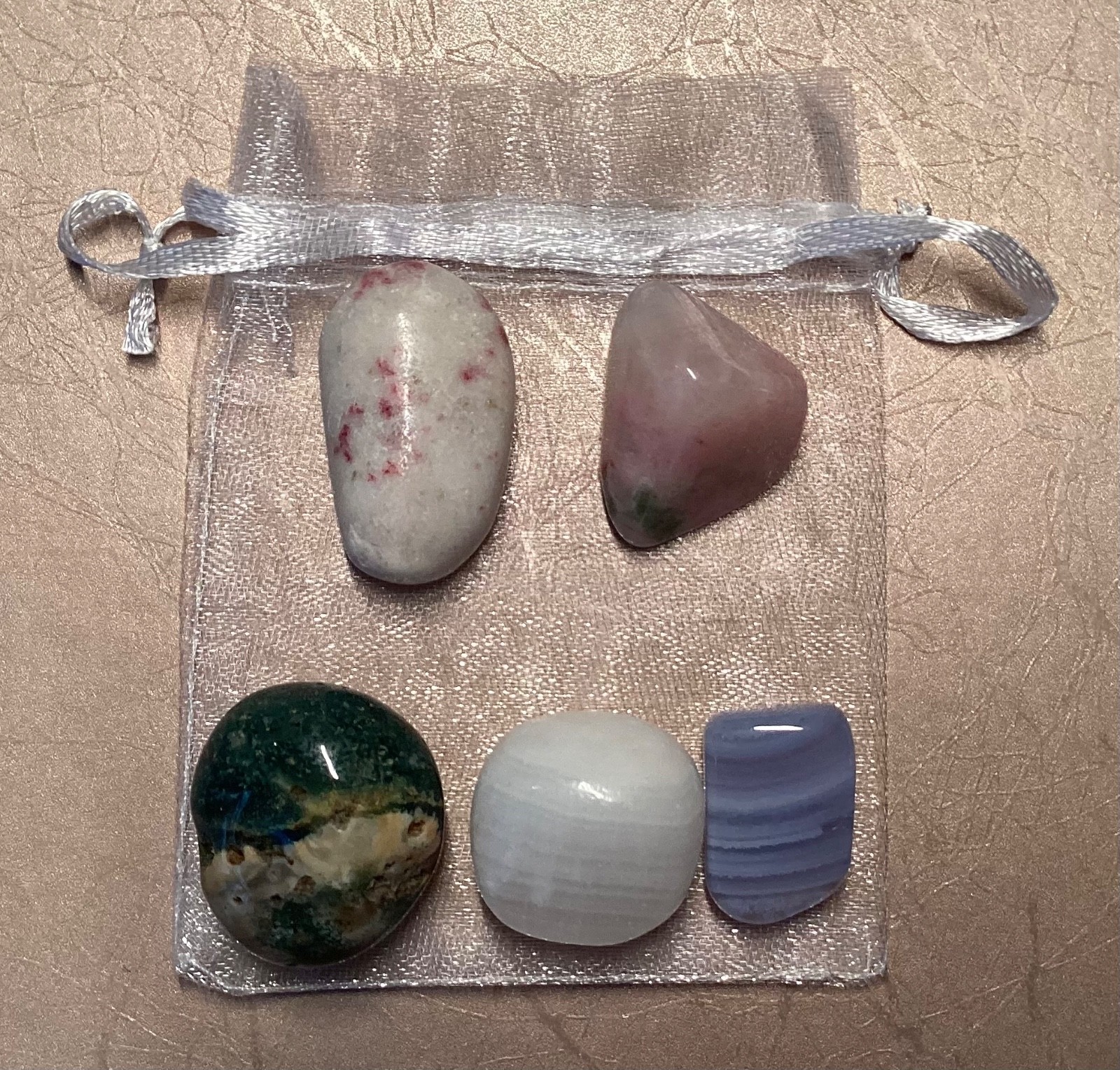 Crystal mix – cinnabrite, Nzuri Moyo, ocean jasper, white onyx, blue ...