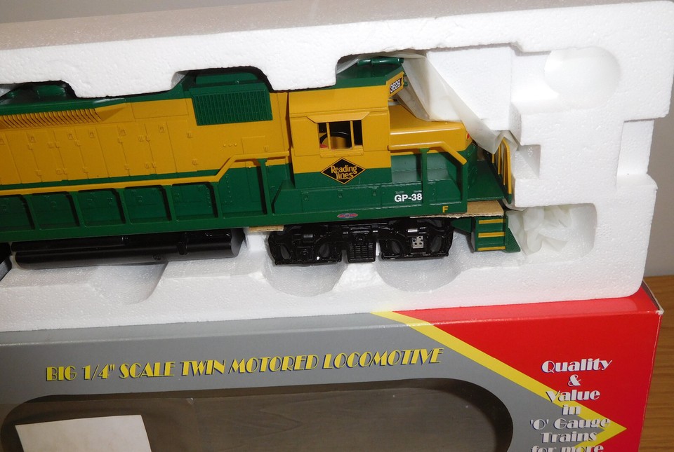 WILLIAMS READING GP-38 DIESEL NON-POWERED DUMMY ENGINE RD#3629 O GAUGE ...