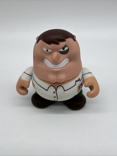 Kidrobot FAMILY GUY Mini Series BEAT UP PETER 1/64 CHASE Figure ...