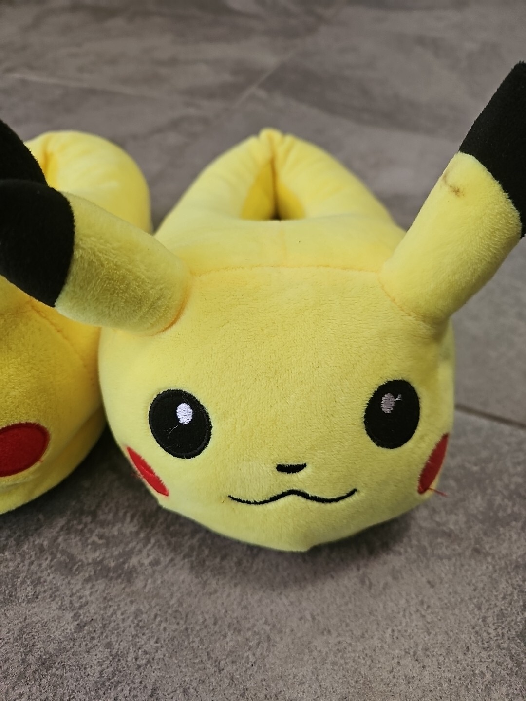 BioWorld Adult S Pokemon Pikachu Plush Slippers Yellow Black for sale ...
