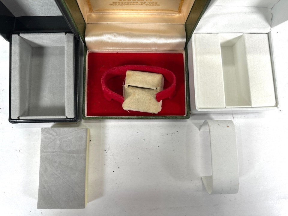 VINTAGE ORIGINAL ELGIN RADO Uhrenbox Gehäuse 3er Set weiß grün schwarz ...