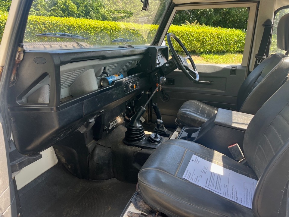 Land Rover Defender 130 200Tdi Factory dropside pickup, new MOT, Ready ...
