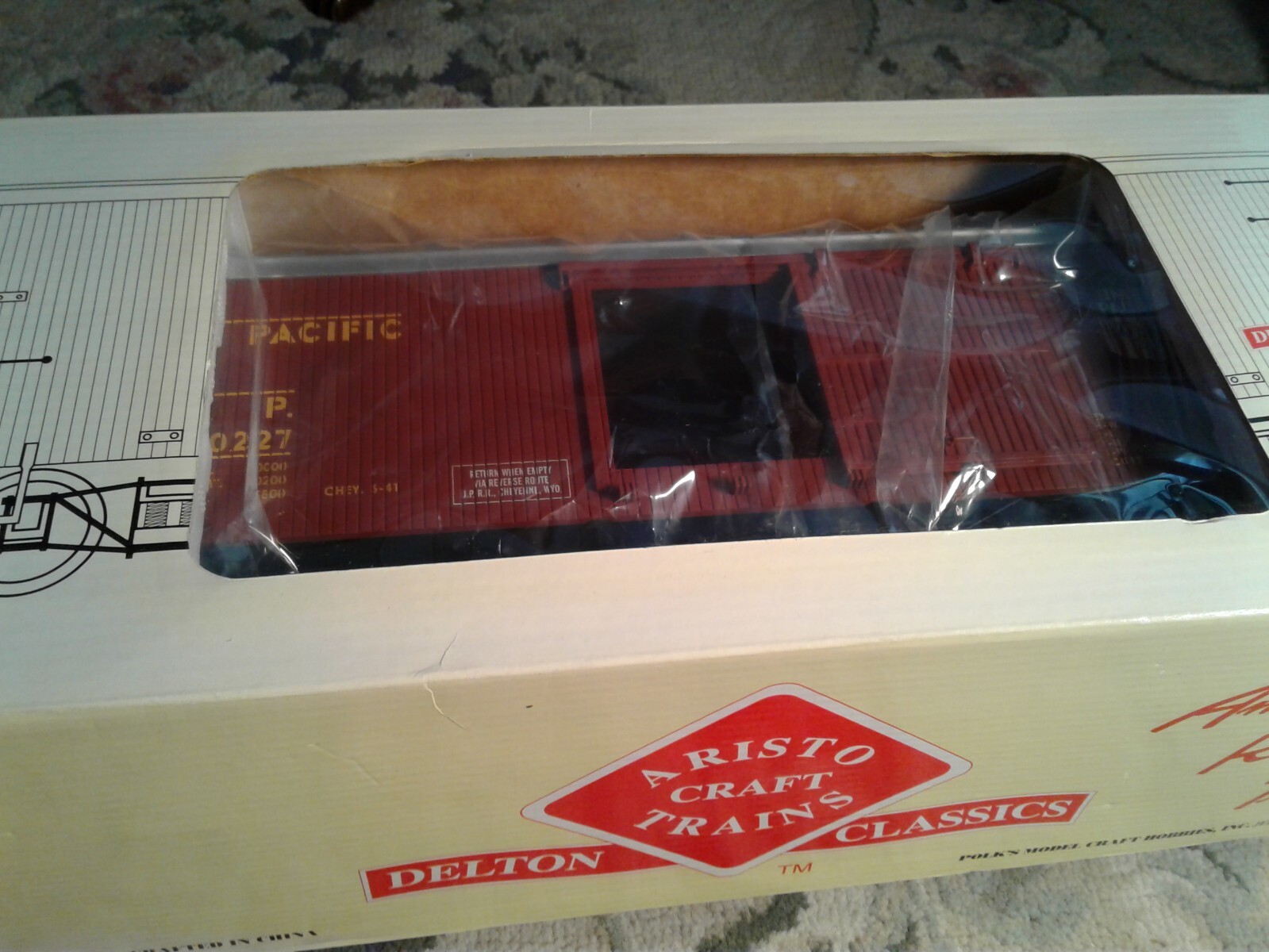 Aristo G scale Box Car | eBay