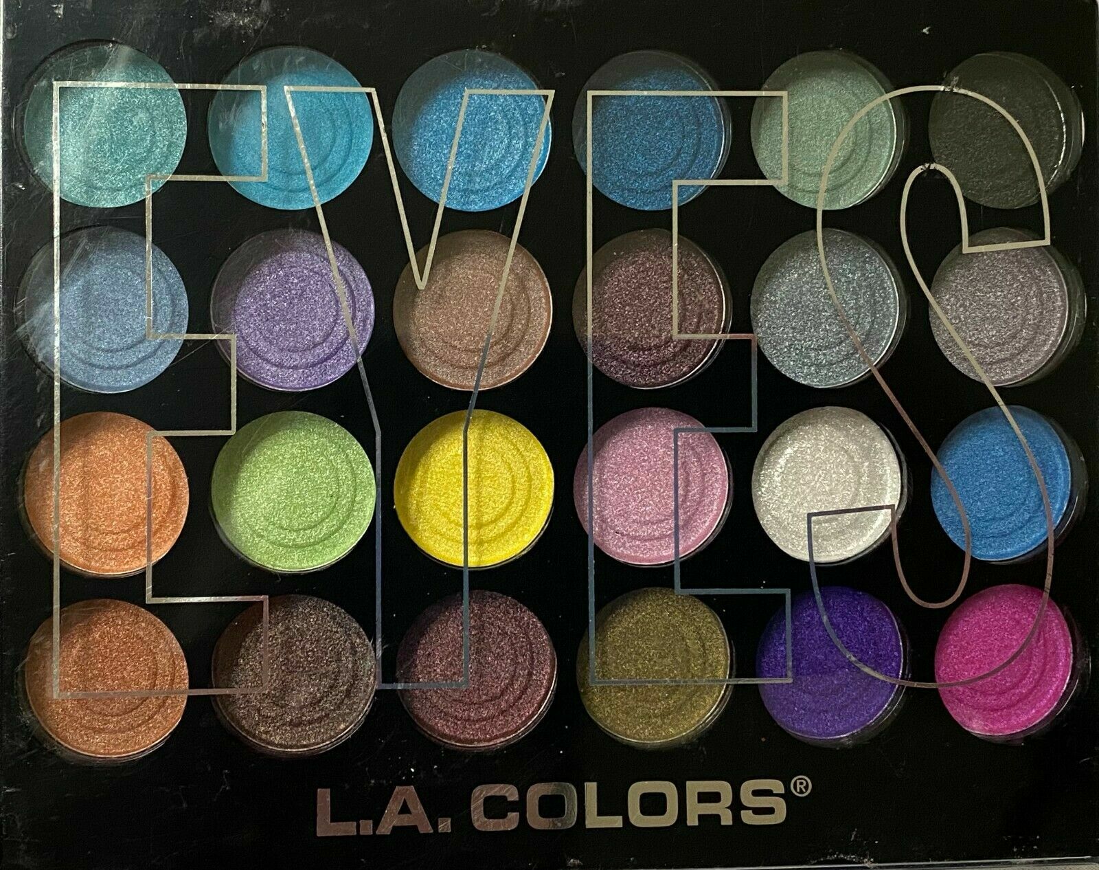New LA COLORS 24 Vibrant Eye Shadow Color Palette 31346 Colorful Times ...