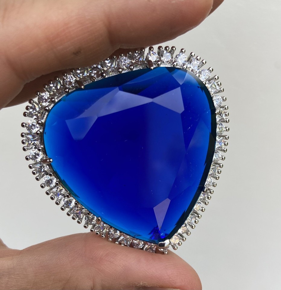 Titanic Heart of The Ocean Necklace & Pendant 55 Carat Deep Blue ...