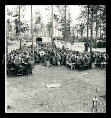 Photo, WW2, Alakurtti/RUS, banquet at the meeting place of position 5 ...