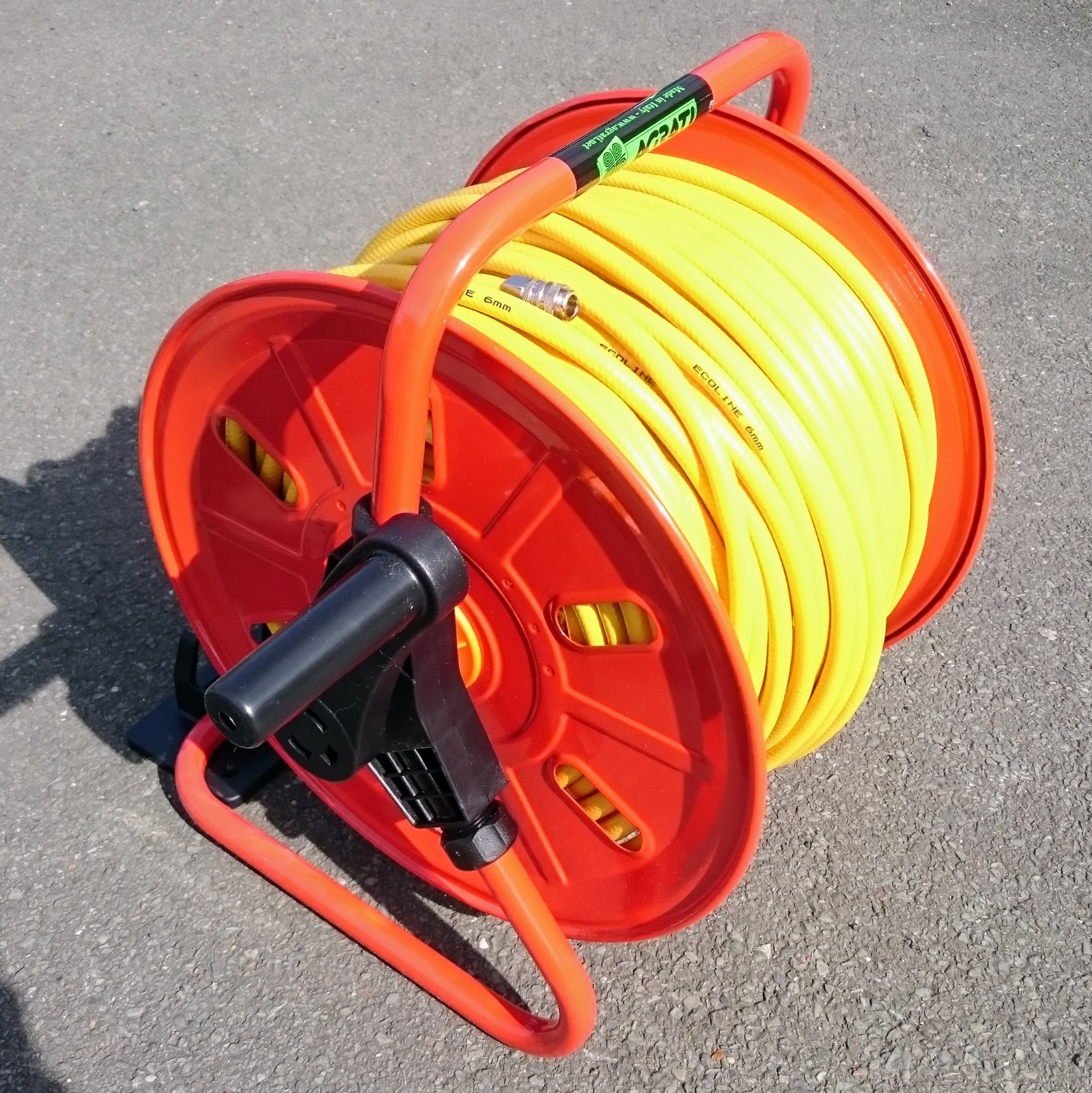 Compact Metal Hose Reel With 100m Of 6mm Hose & Bracket - Window ...