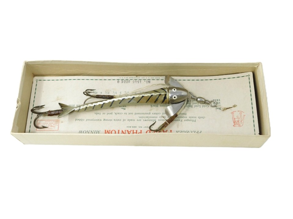 Vintage "Pflueger's Famed Phantom Minnow" Devon Lure on Card, in Box | eBay