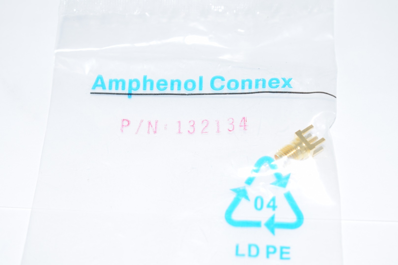 Lot of 2 NEW Amphenol 132134 SMA Connector Jack, Female Socket 50Ohm ...