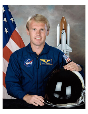 NASA Astronaut Andy Thomas 8x10 Portrait Photo #1 On 8.5" x 11" | eBay