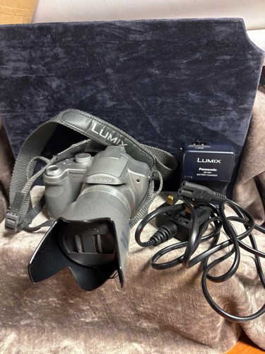 Panasonic Lumix DMC F27 Digital Camera 12x zoom 2gb charger and battery ...