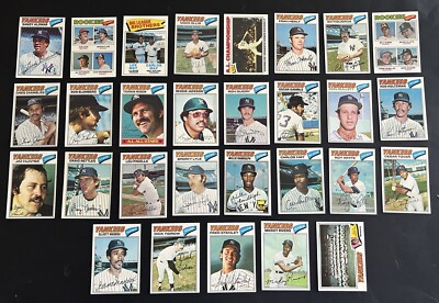1977 Topps NEW YORK YANKEES Complete Set NETTLES Guidry REGGIE Jim ...