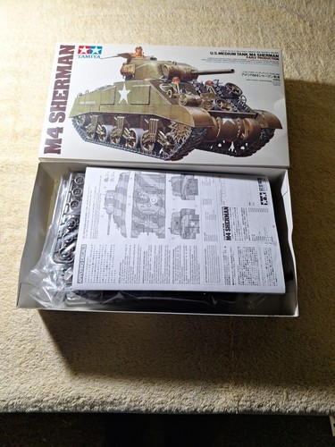 Tamiya 35190 1:35 US MediumM4 Sherman Military Tank Model Kit | eBay