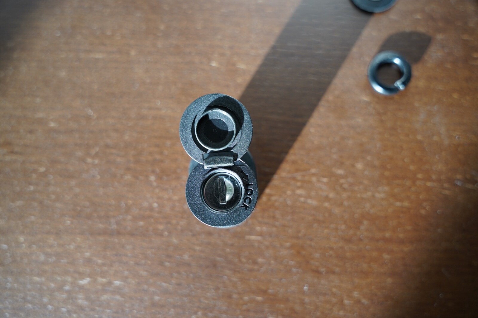 Thule STL2 Snug-Tite Lock One Key System Locking Hitch Pin for sale ...