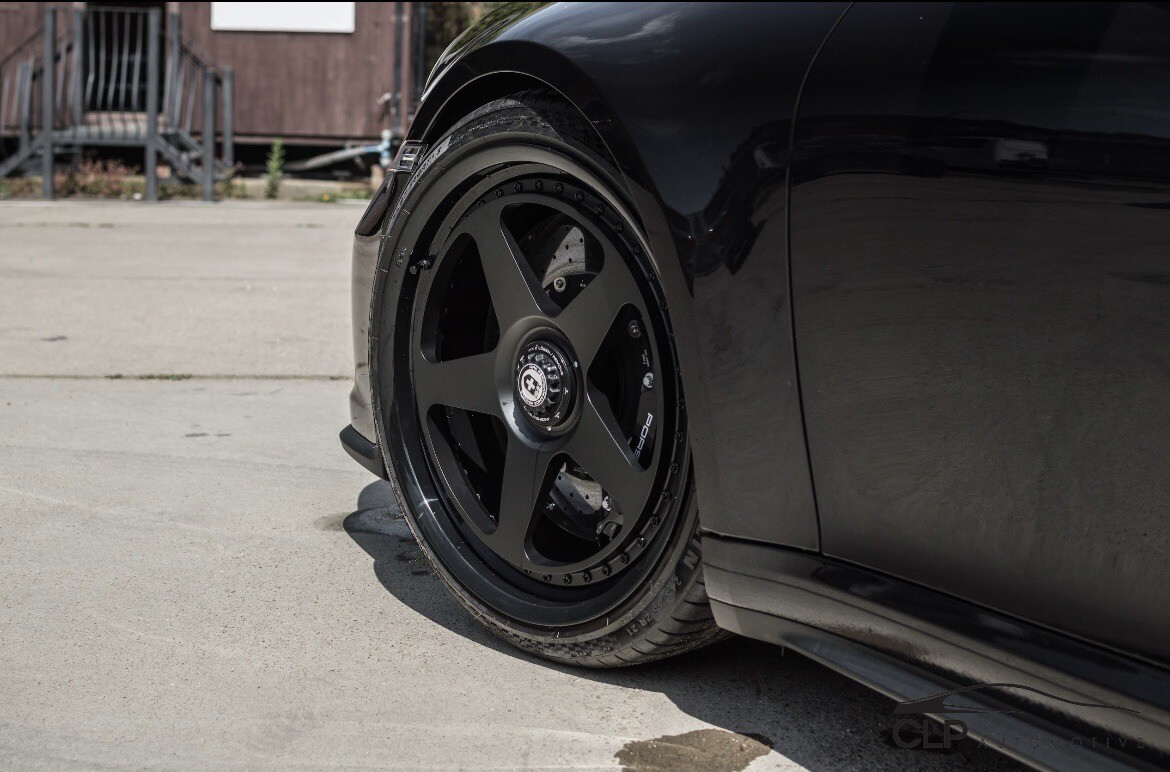 HRE Classic 305 FMR - Porsche 911 Centre Lock- on Michelin PS4S Tyres ...