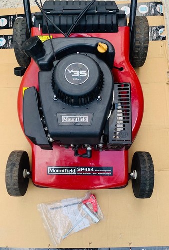A Mountfield SP454 self propelled petrol lawn mower with a V35 150cc ...
