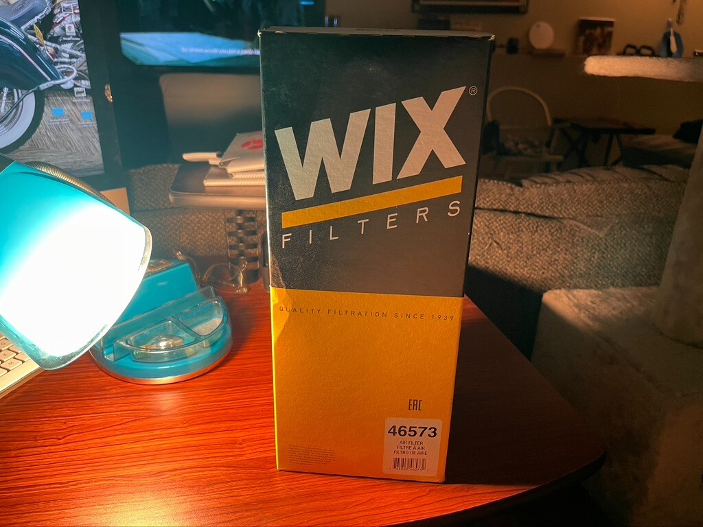 WIX 46573 - Air filter cross reference
