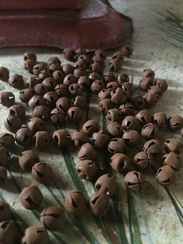 48 Primitive 6mm Rusty LOOK Tin JINGLE BELLS 1/4 in 1/4" Christmas ...