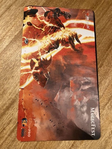 m23 Playmat MTG Magic Fest 2019 Lightning Bolt NM Unused No Smoke/Pets ...