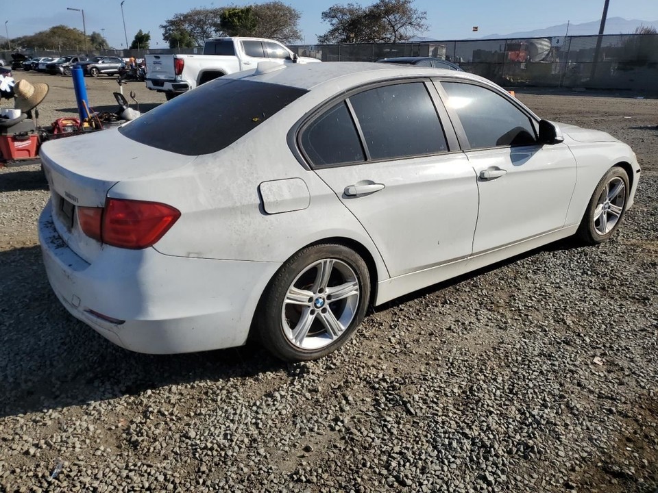 AIR CLEANER BOX OEM 12-16 BMW 328I 13717597589 | eBay