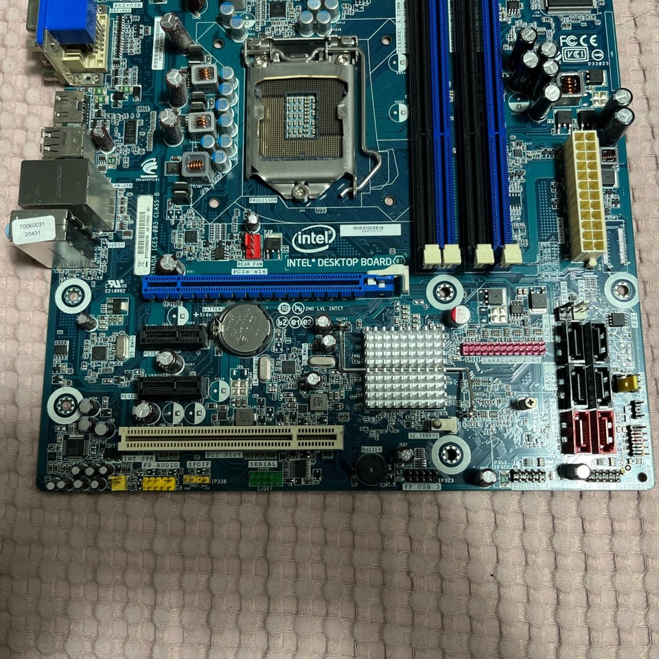 Intel Desktop Board DH55TC DDR3 mATX So.1156 Mainboard/Kühler/Blende ...