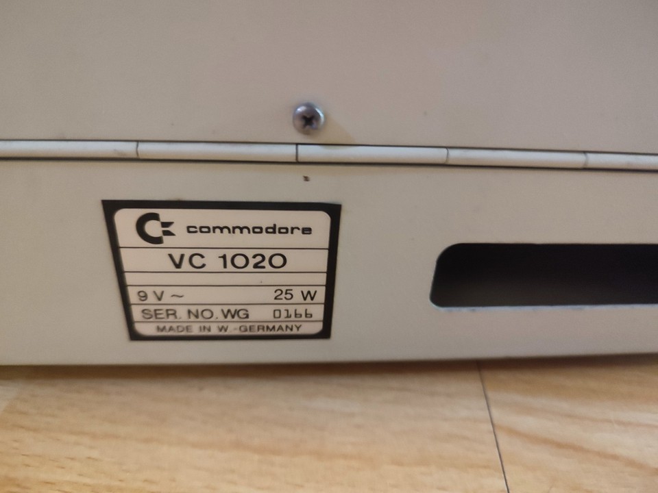 Alter Commodore Computer C64 CBM VC VIC 1020 + VC 20 + CN2 Terminal RAM ...