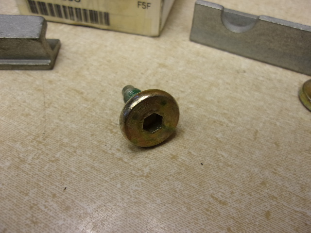 International Brake Hardware Kit FPH8203, Missing one Spring *FREE ...