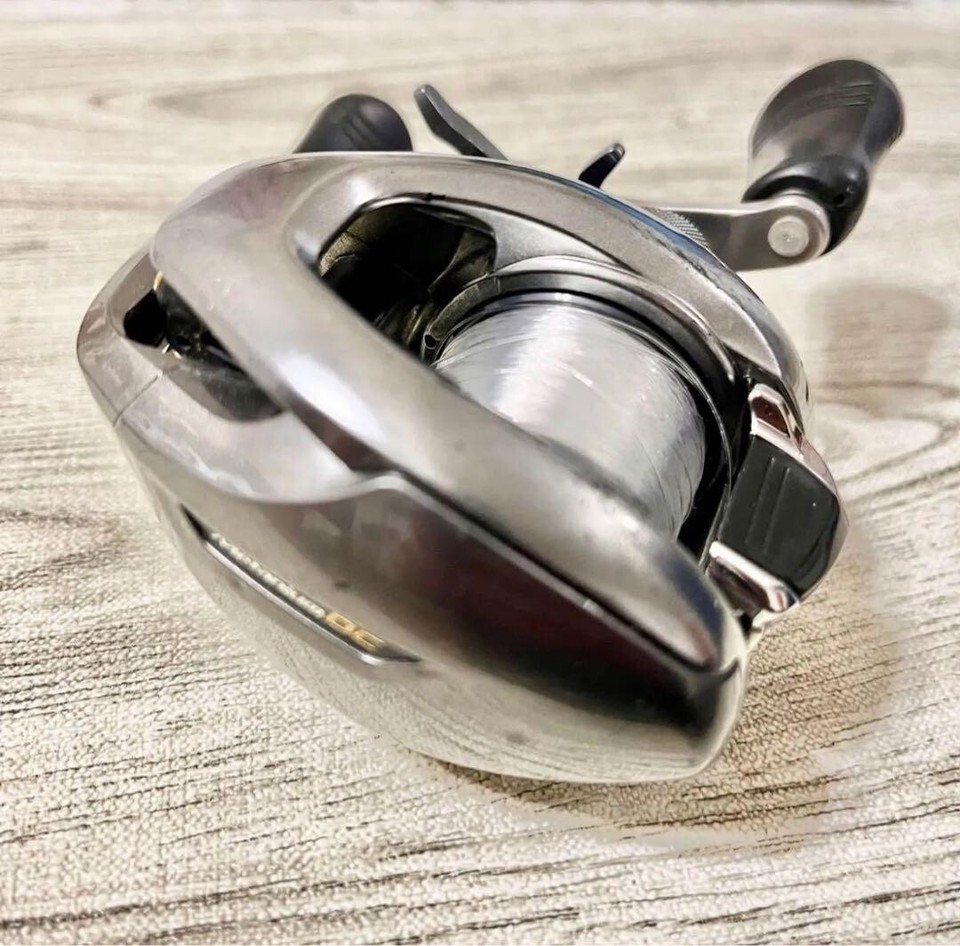Shimano 15 Metanium DC HG Baitcast Reel Right Hand Good condition From ...