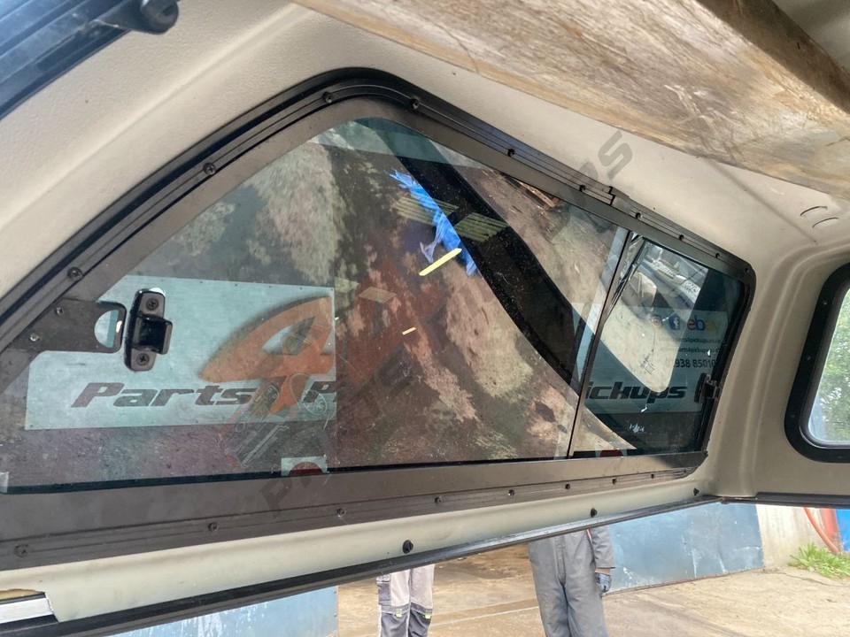 2015 Toyota Hilux InvincibleX Canopy/Hardtop In Blue Streak 2011-2015 ...