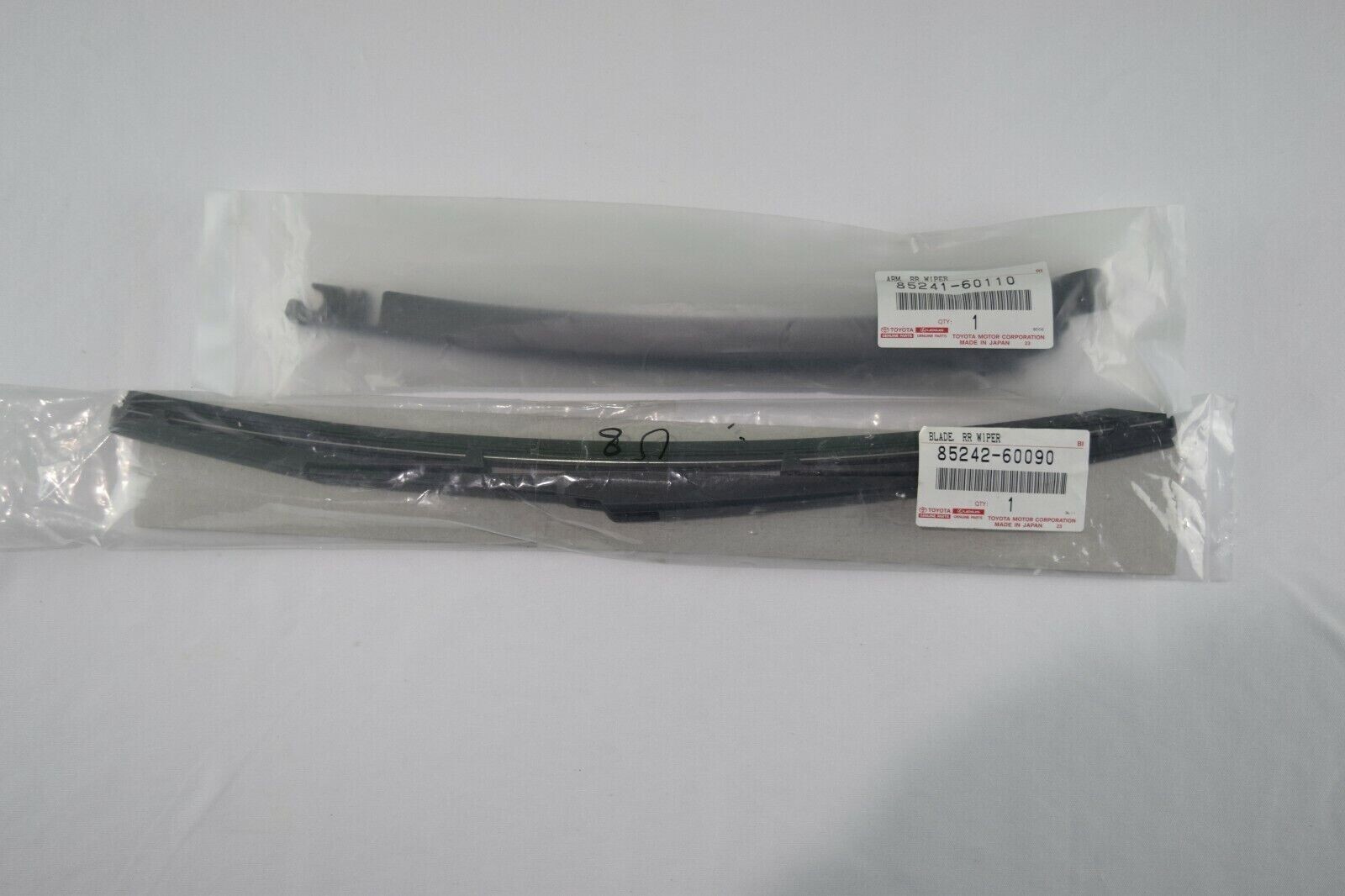 Genuine Lexus GX470 03-09 Rear wiper Blade and Arm 8524160110 and ...