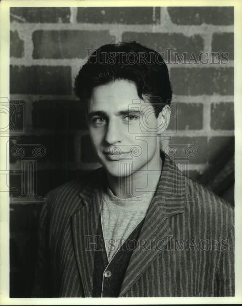 Louis Mandylor Actor